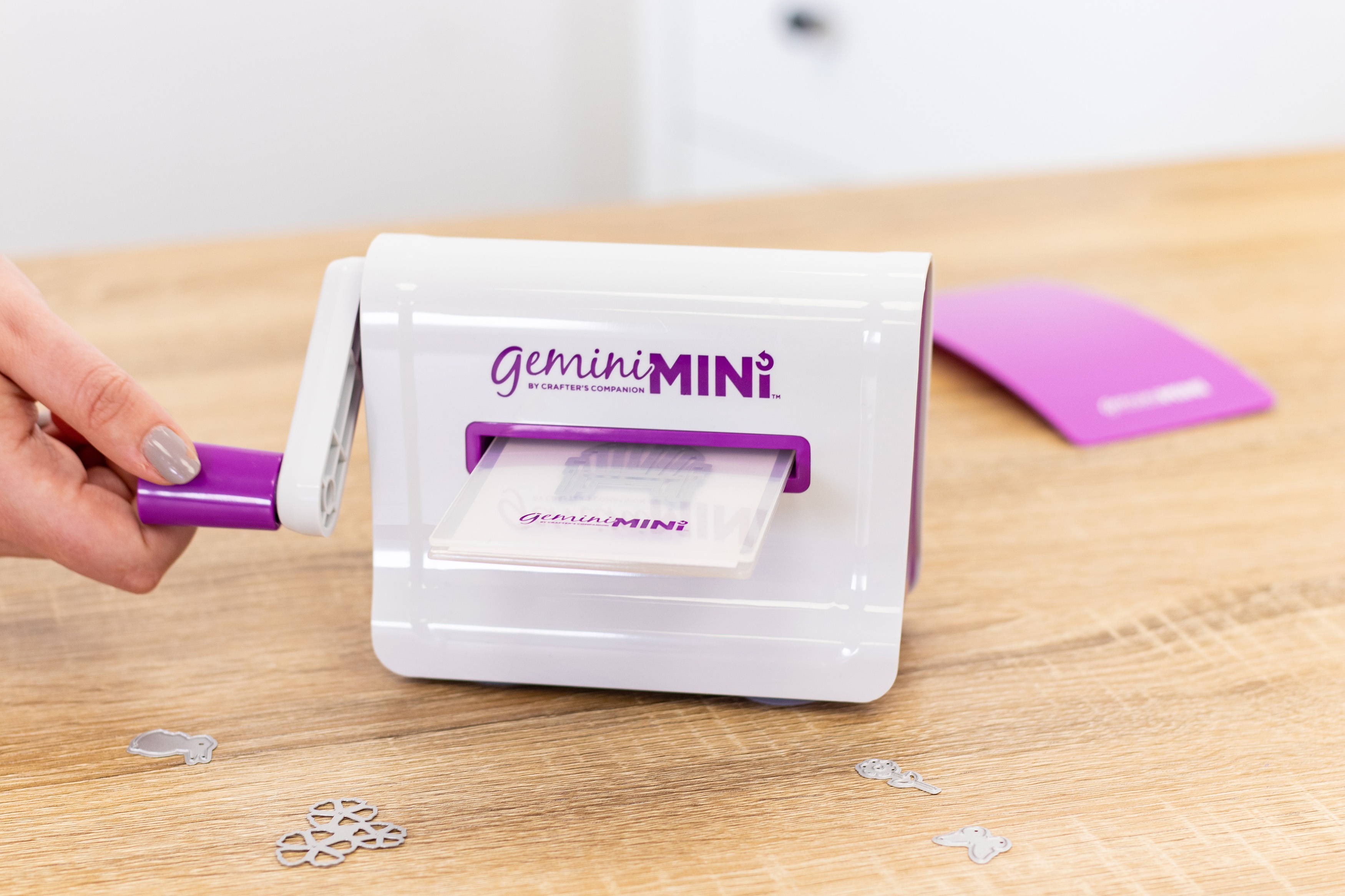 Gemini Mini Manual Die Cutting Embossing Machine EBay gemini-mini-manual-die-cutting-embossing-machine-ebay